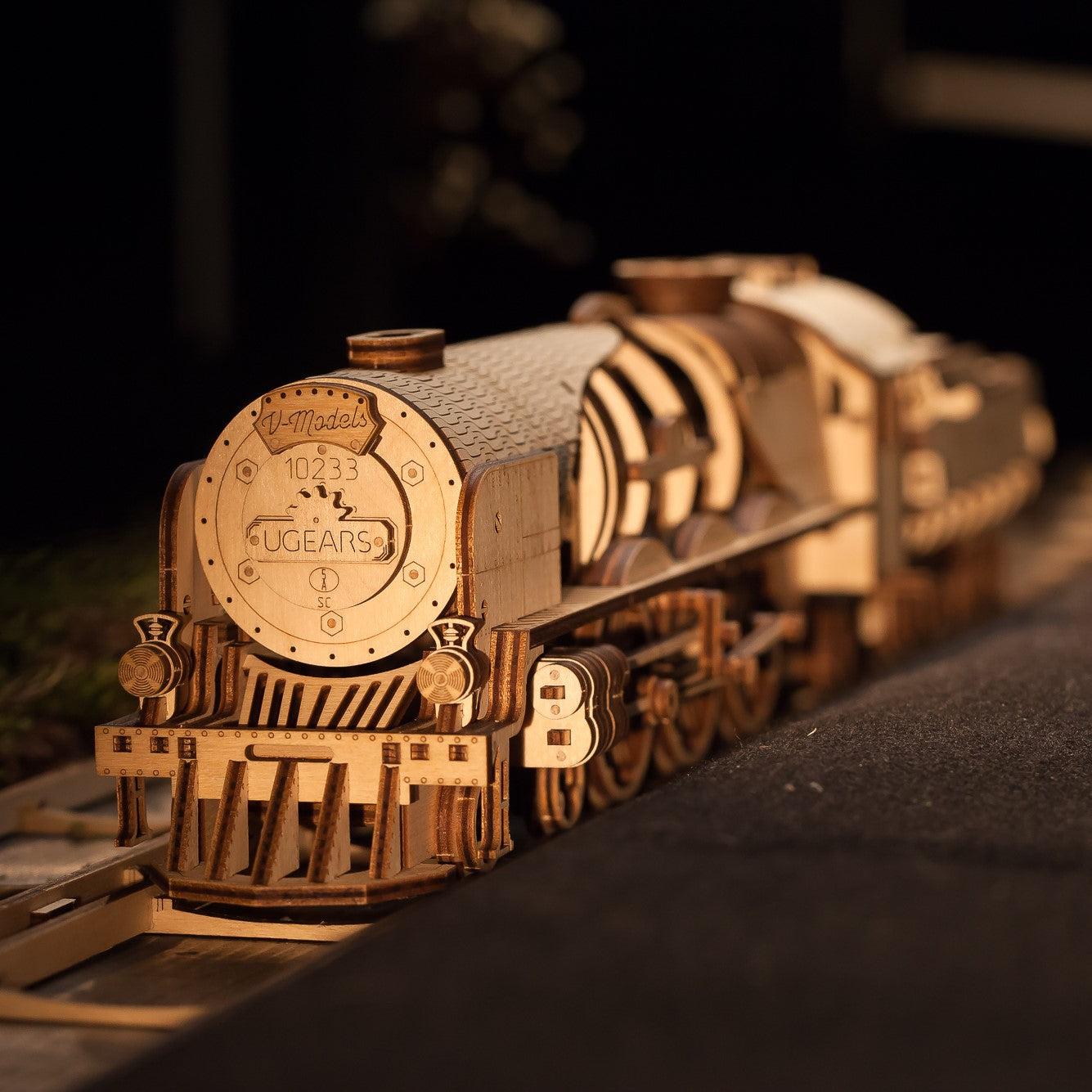 Ugears Trains & Ships — Classic 3D Plywood Mechanical Models